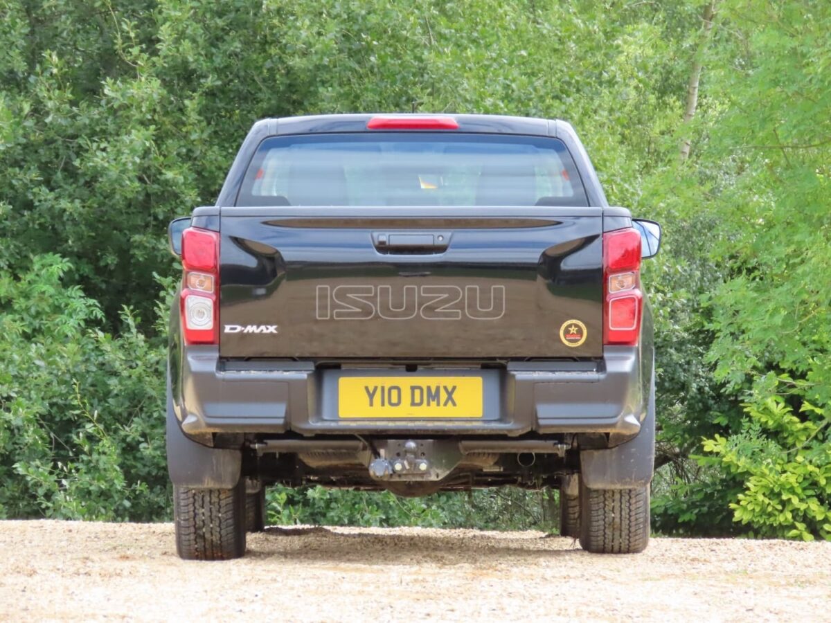 Isuzu D-Max Utility review 2024 | The Van Expert